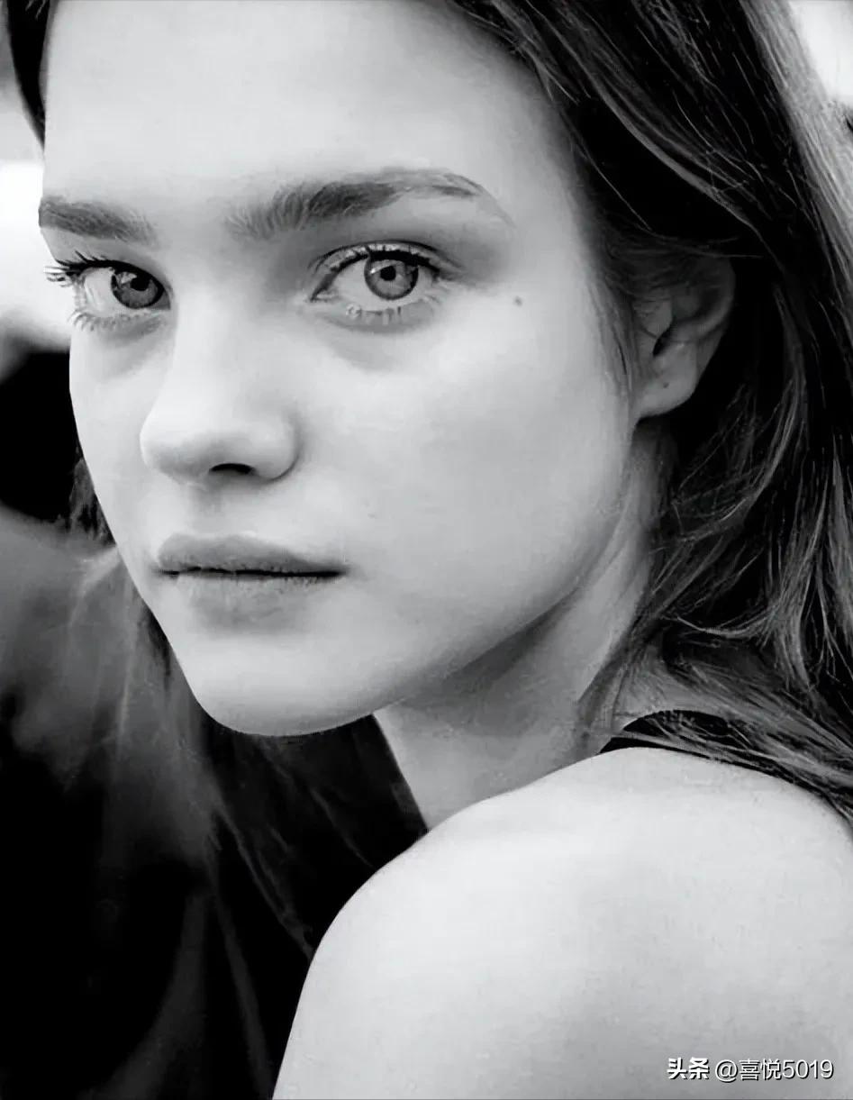 Russian supermodel Natalie's legendary inspirational life - iMedia