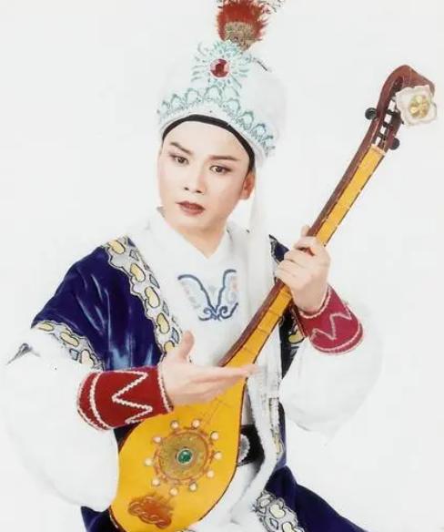 Yue opera star Sun Zhijun: divorced "Yue opera prince" Zhao Zhigang for ...
