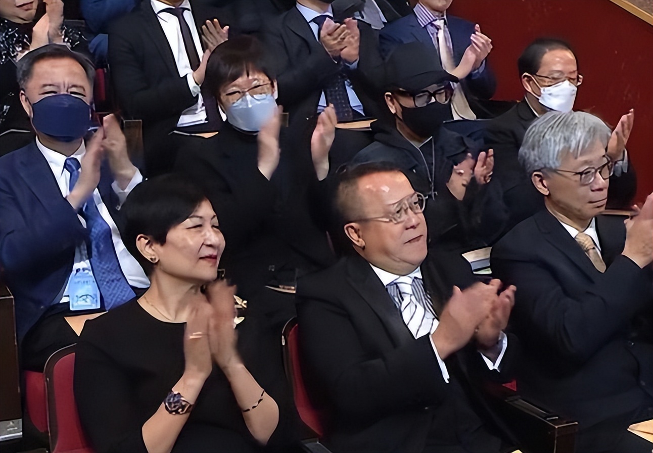 Zeng Zhiwei TVB Wanqianxinghui closed the dinner, but Chen Shancong ...