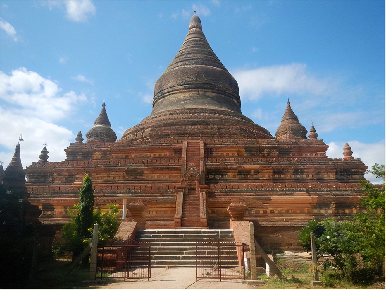 Urbanization and City Life during the Bagan Dynasty: Historical ...