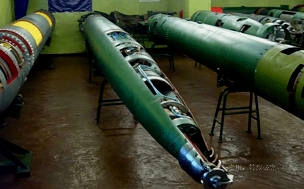 In 2000, the American spy stole the Russian super torpedo secrets, was ...