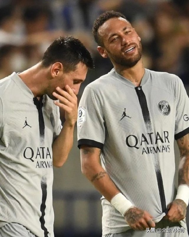 Controversy!The fans insinuated that Messi's barbs are not as good as ...