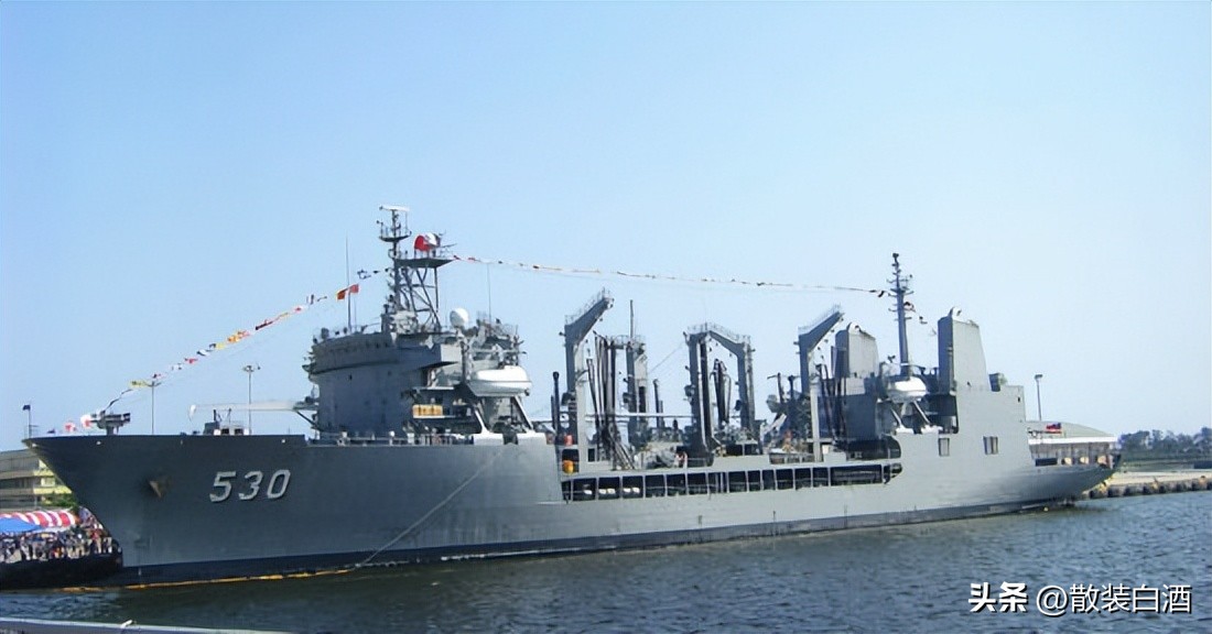 Displacement of more than 20,000 tons!Which is the largest ship in the ...