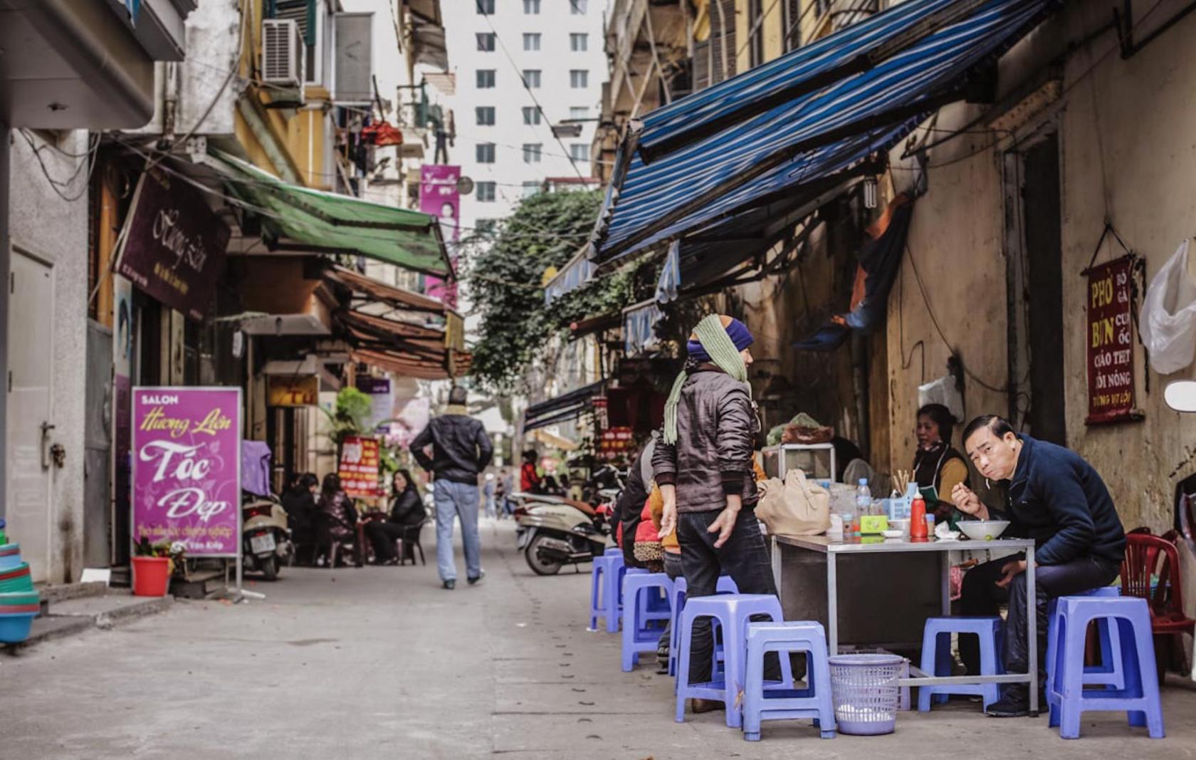 Get a glimpse of the authentic Vietnamese Pho style and the secret of ...