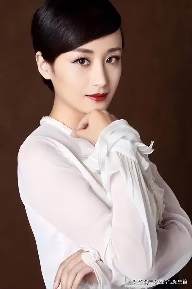 Fu Miao sexy photo gallery - iNEWS