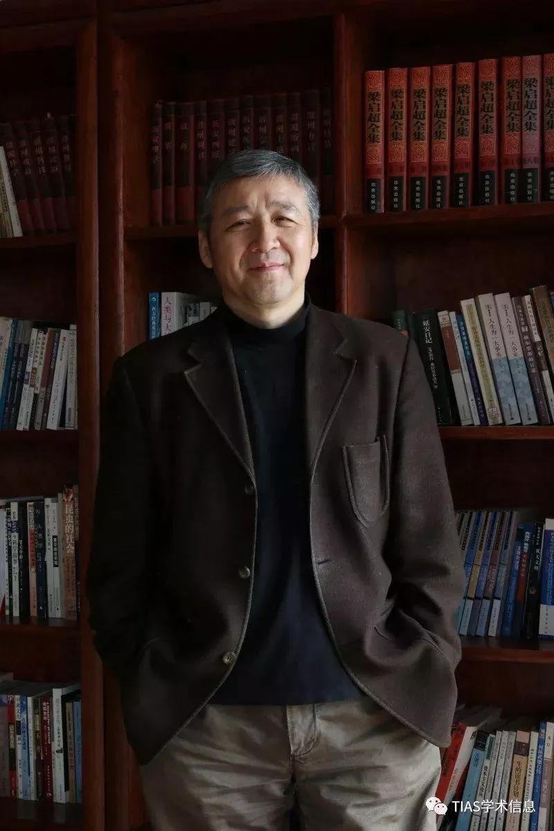 Rereading "The Biography of Lu Xun", I remembered Wang Binbin, a "cool critic" who loves to ...