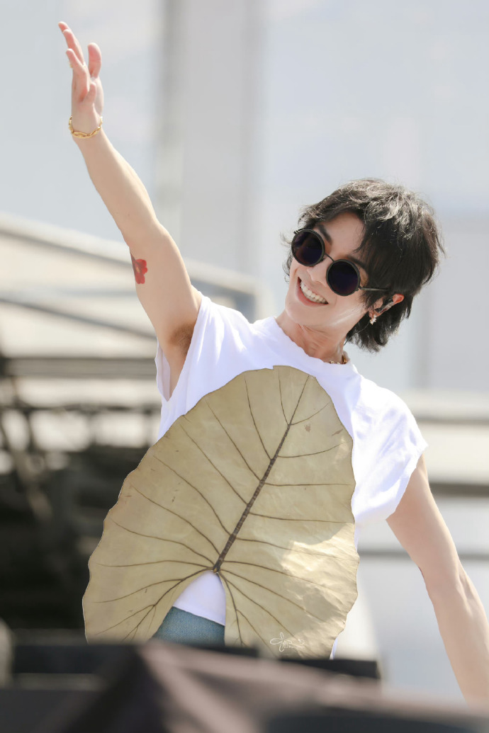 In the 20 years of the Chinese music scene, no singer in mainland China ...