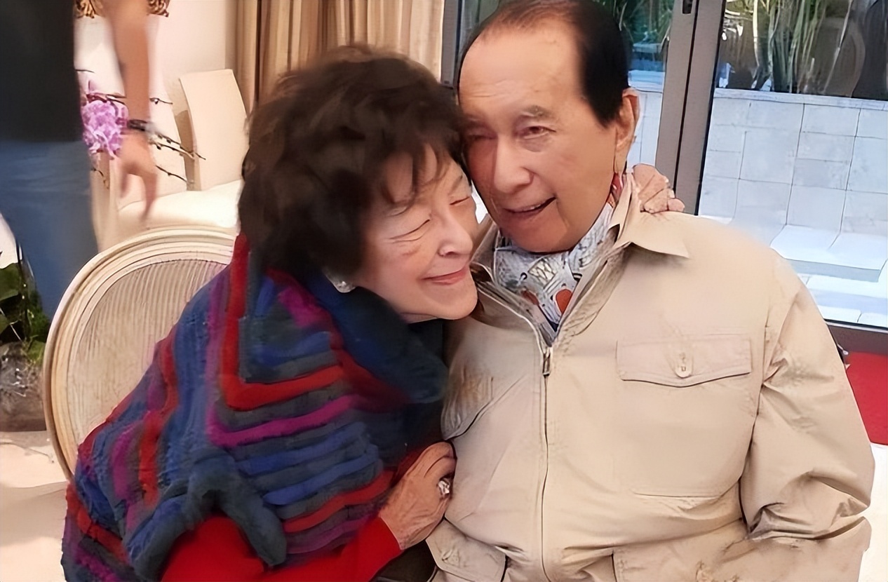 Gambling king's sister He Wanhong passed away, younger sister He ...