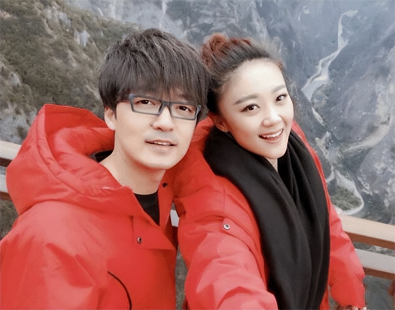 Jiuyue Miracle: The Avenue of Stars became popular, divorced after two ...