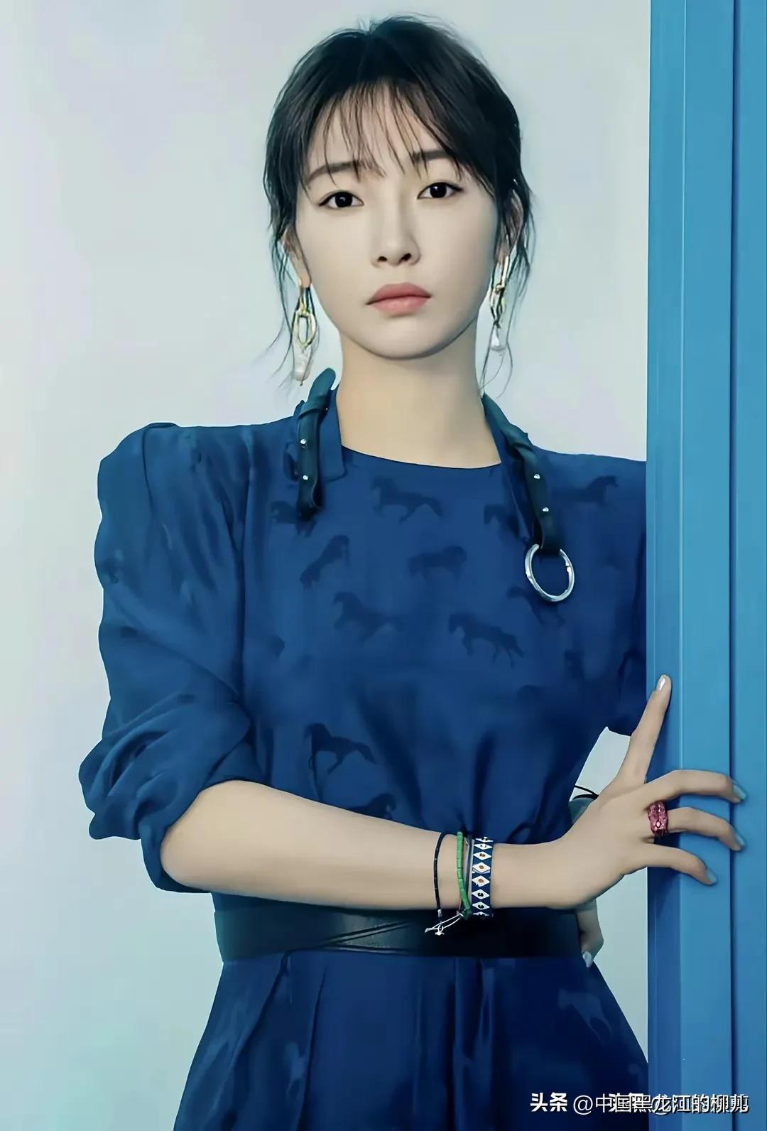 Movie star Bai Baihe - beautiful photo - iNEWS