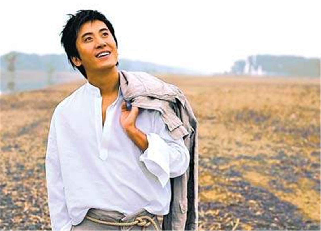 53-year-old Mao Ning is a business performer who is looking for money ...