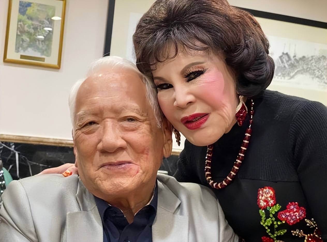 Famous old actors from Hong Kong immigrated to the United States ...