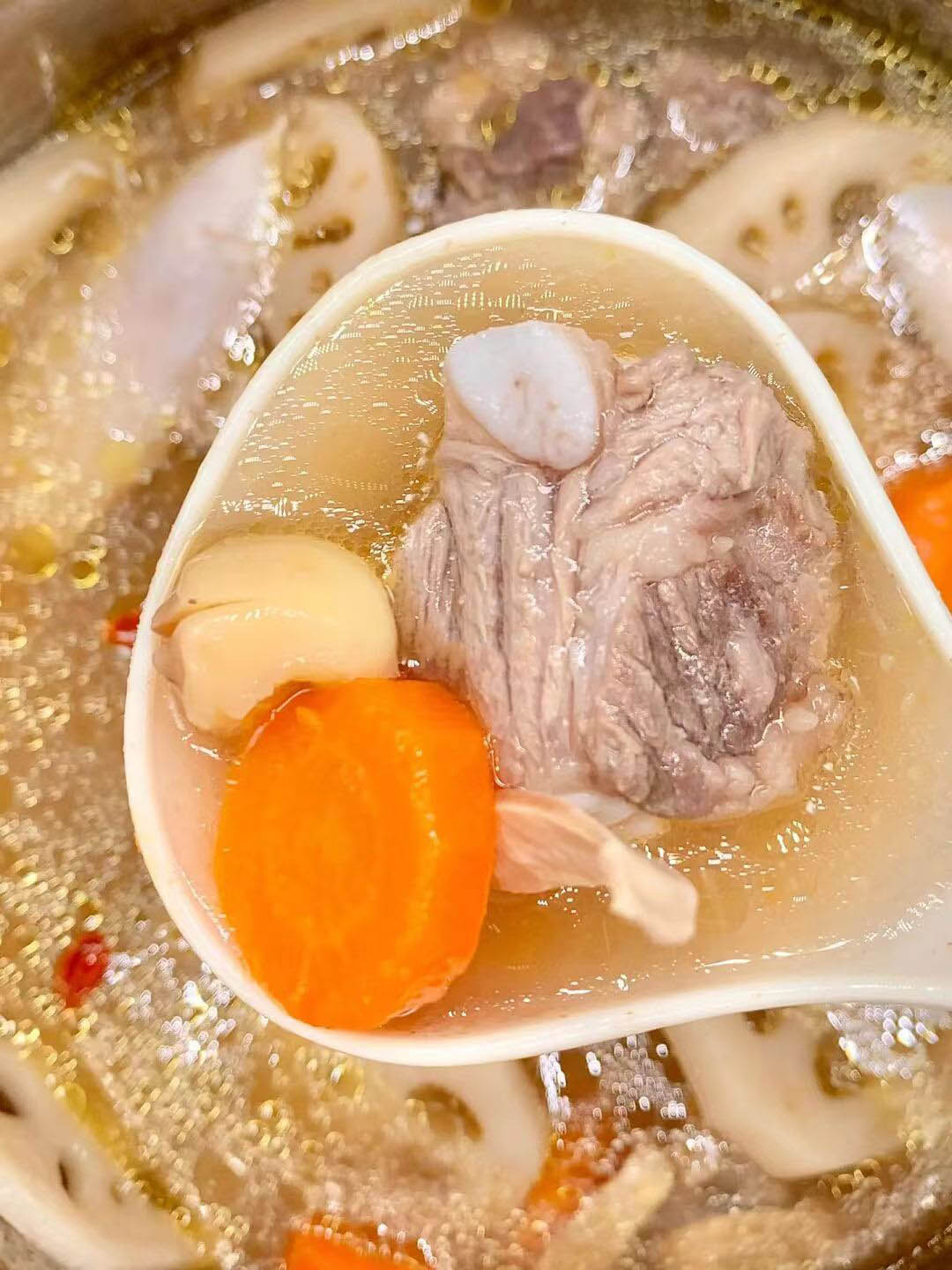 Blood and Liver Cuttlefish Soup - iNEWS