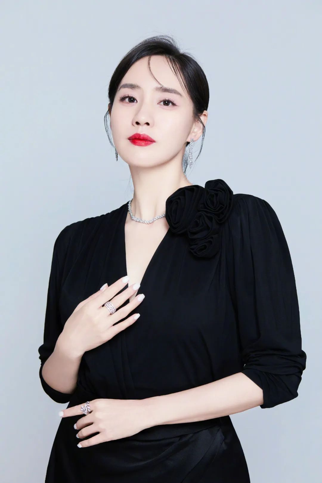 Star Wang Zhi - iNEWS