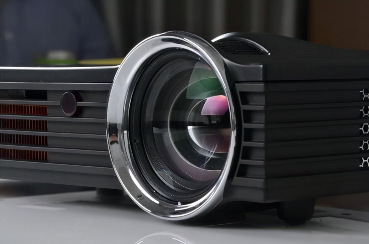 What is thermal defocus?Teach you how to choose the right projection ...