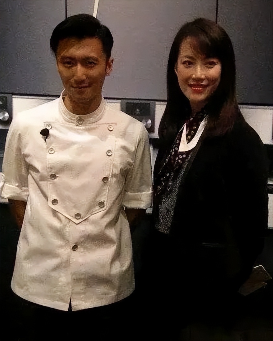 Huo Wenxi: I have been with Nicholas Tse for 26 years, but she was ...