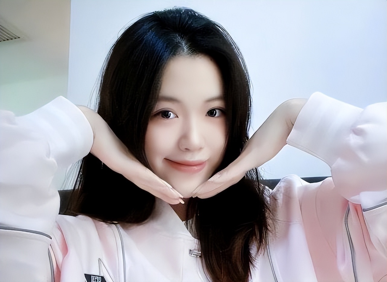 The former teacher supported Yang Qian and pointed out that the most ...