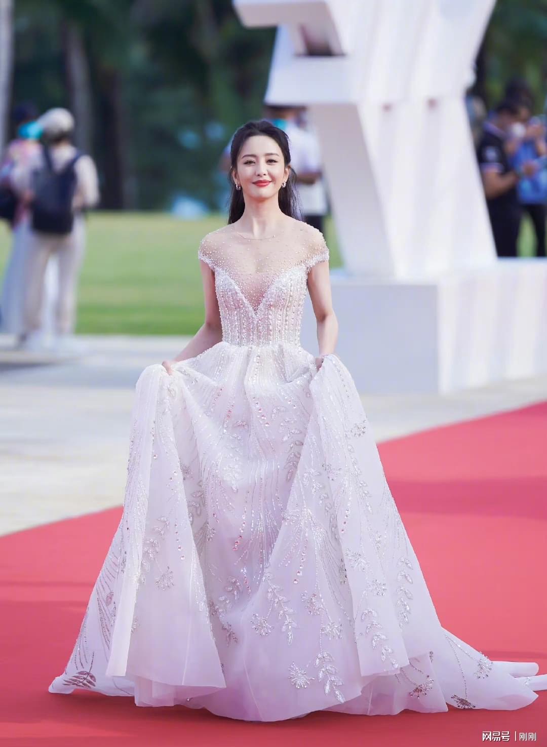 Beauty shines Tong Liya - iMedia