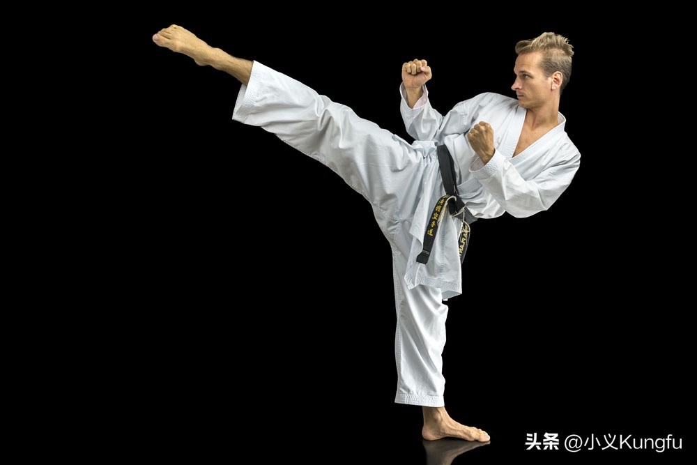 Karate: Based on the Southern Chinese Kung Fu, the strongest martial ...