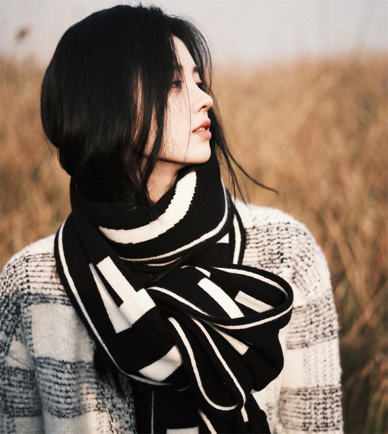 Four thousand years of beauty!Ju Jingyi's winter sun blockbusters, even ...
