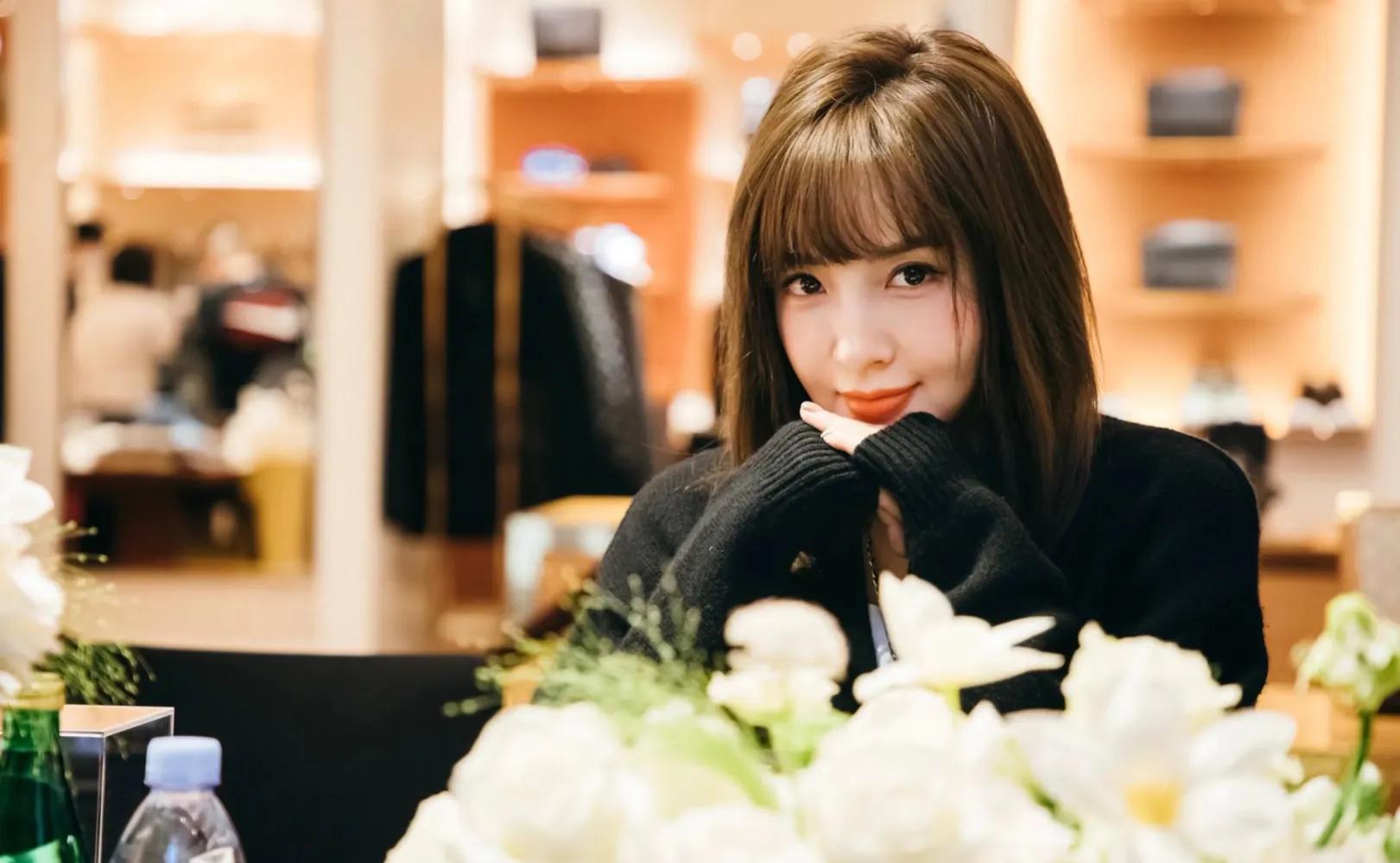 Xinxuan's internet celebrity Mei Yao is a rich woman who drives a Rolls ...