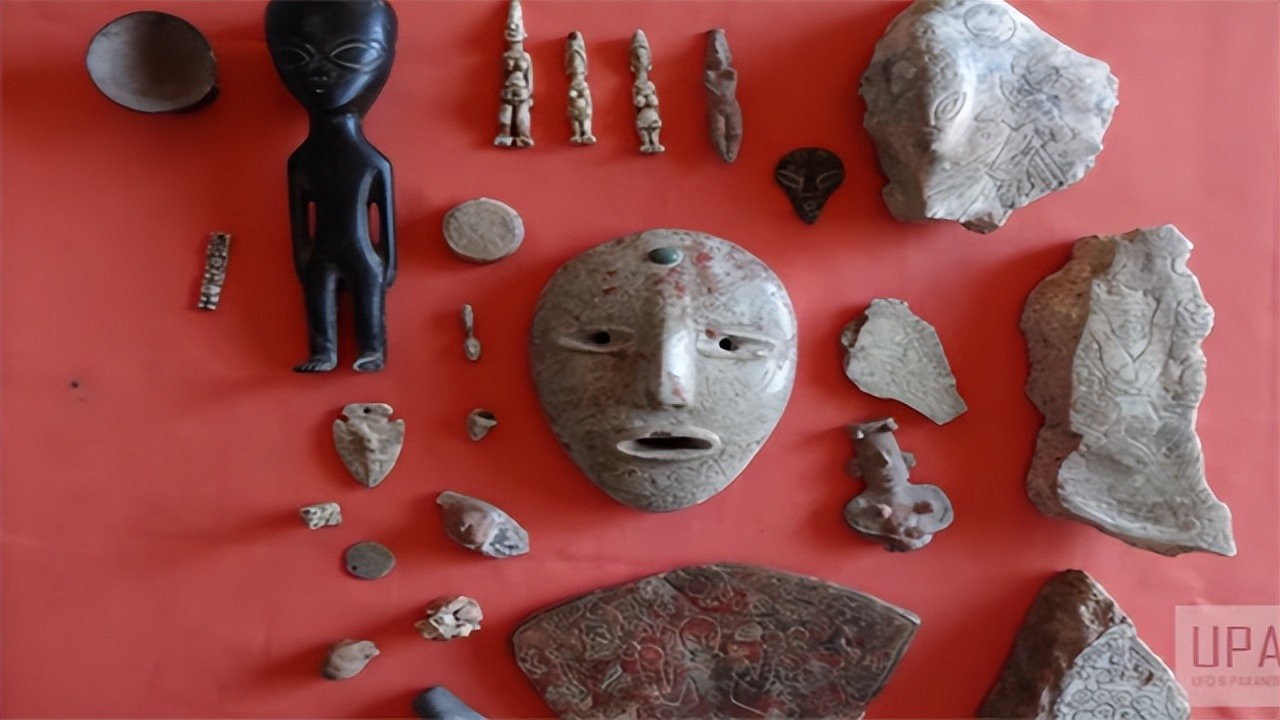 Ancient Aliens and Mysterious Artifacts: Uncovering Possible Alien ...