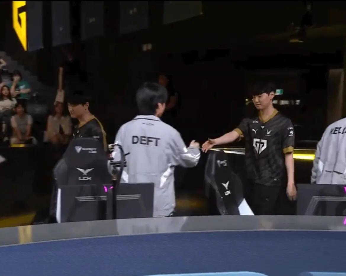 "Gen Nine Captures DK Achievement Chart" became popular, Chovy and Deft ...