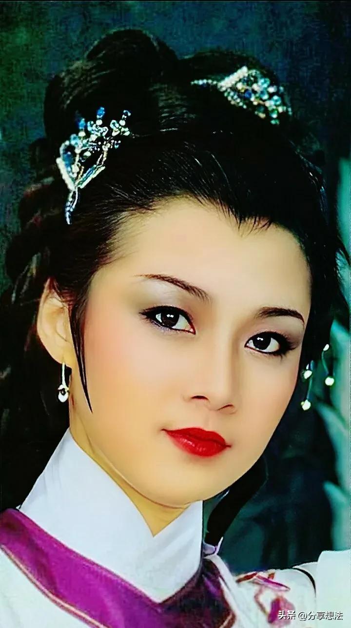 Ouyang Peishan star wallpaper! - iNEWS