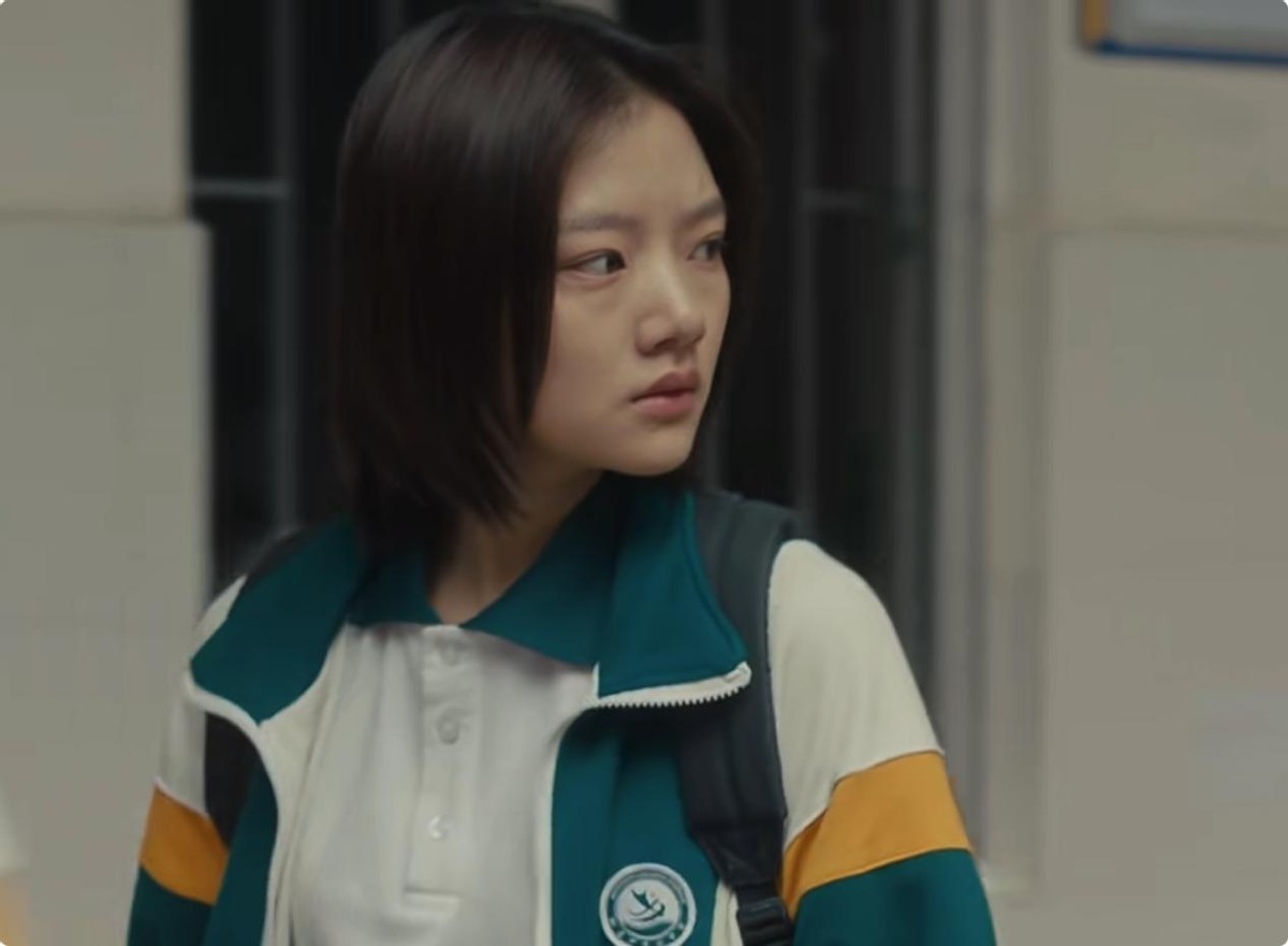 "The Day of Chasing Light" tells us that when the supporting role is ...