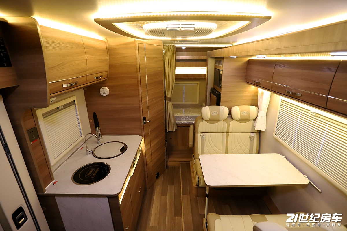 More than 400,000 show hard core strength!Yate's new large forehead ...