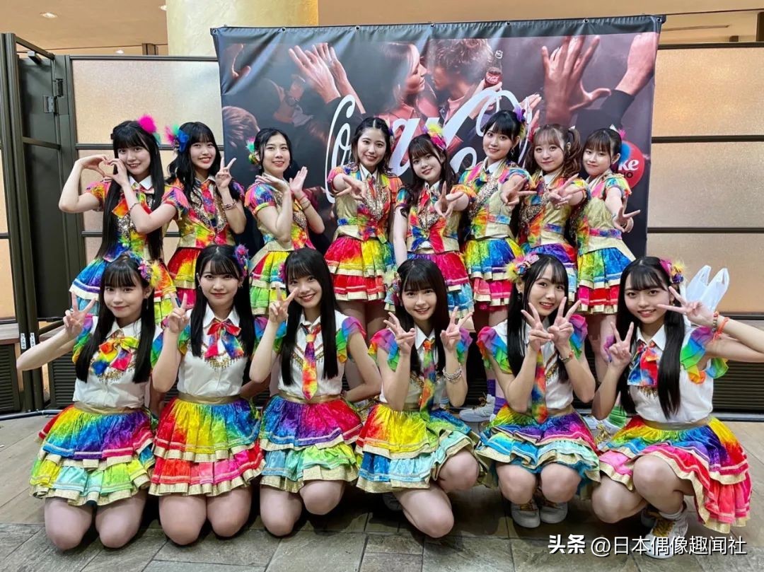 The longest has been 25 years since debut!Besides "Nogizaka AKB", what other old groups do you ...
