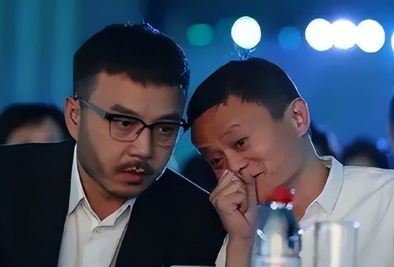 Ma Yun served 60 dishes at a family banquet in a mansion, blowing flies ...