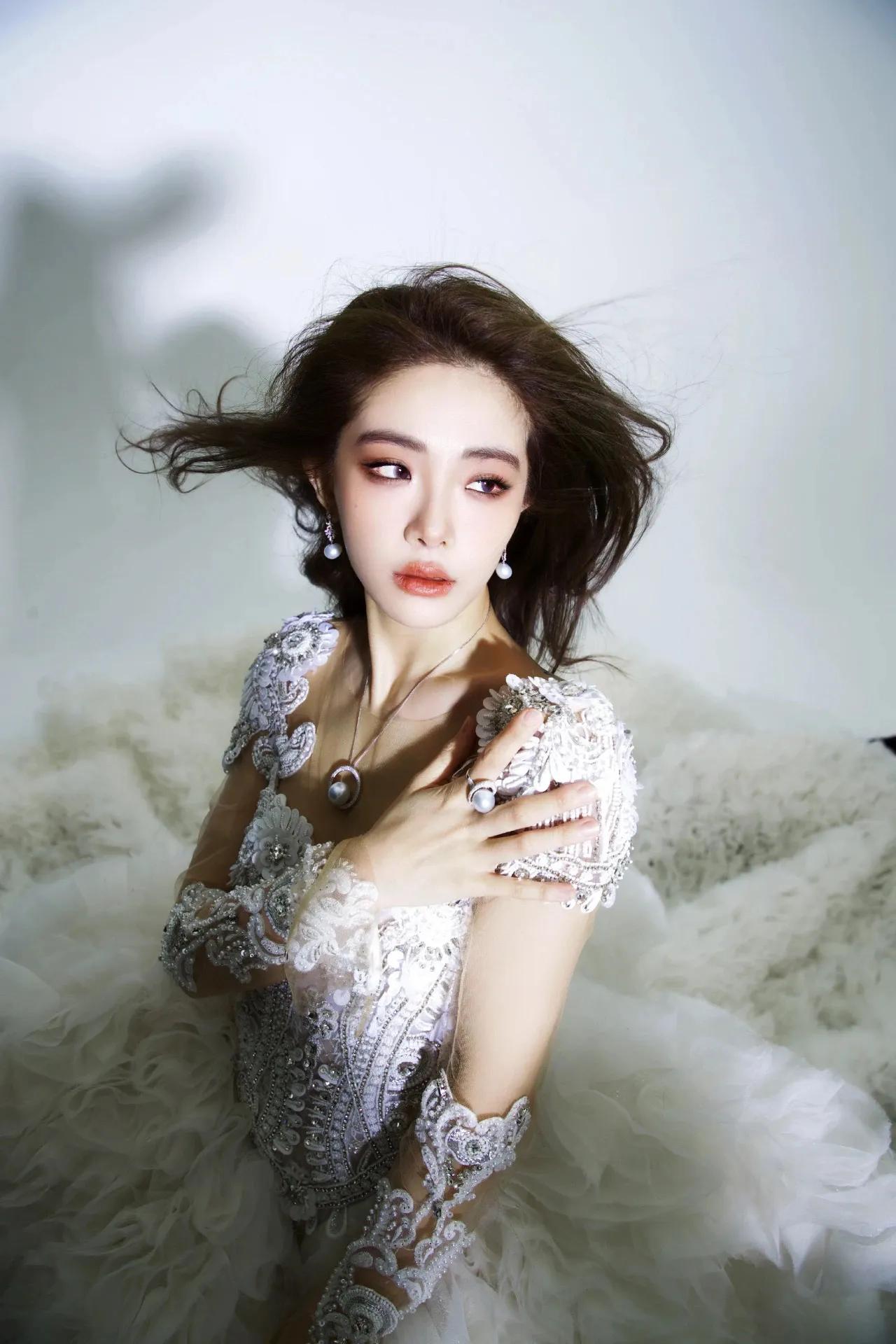 Yu Yan & Dai Yanni - iNEWS