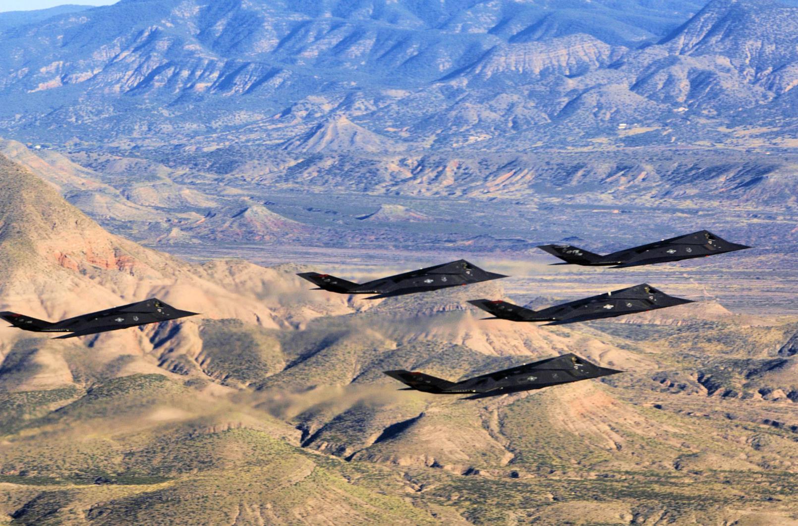 F-117 "Nightingale", the world's first stealth fighter, why was it ...