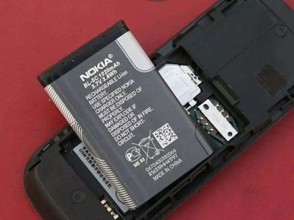 The European Union passed the "New Battery Law": mobile phone removable ...