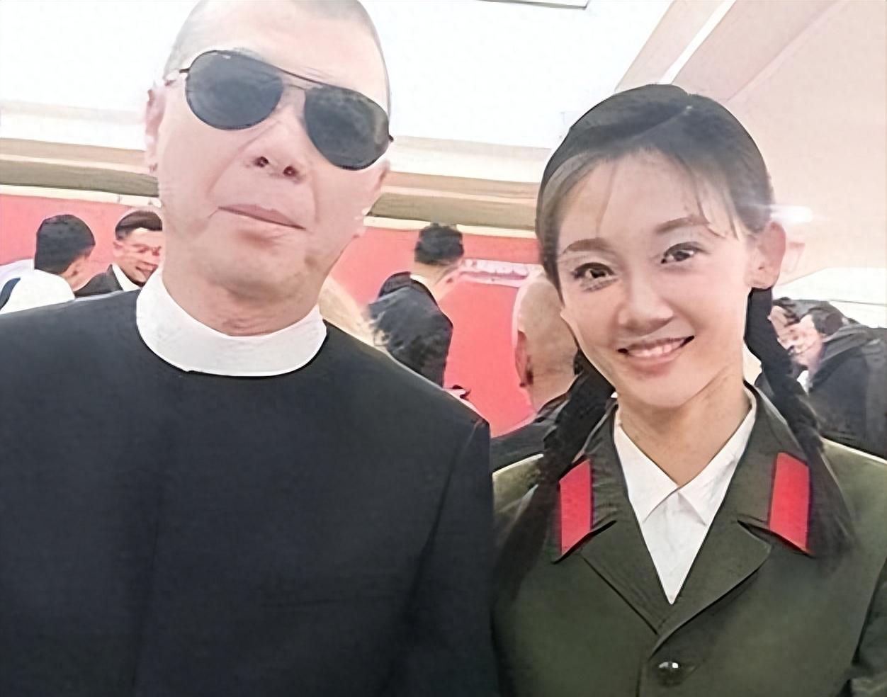 Feng Xiaogang: She is so good at pretending that she will never become famous, let alone succeed ...