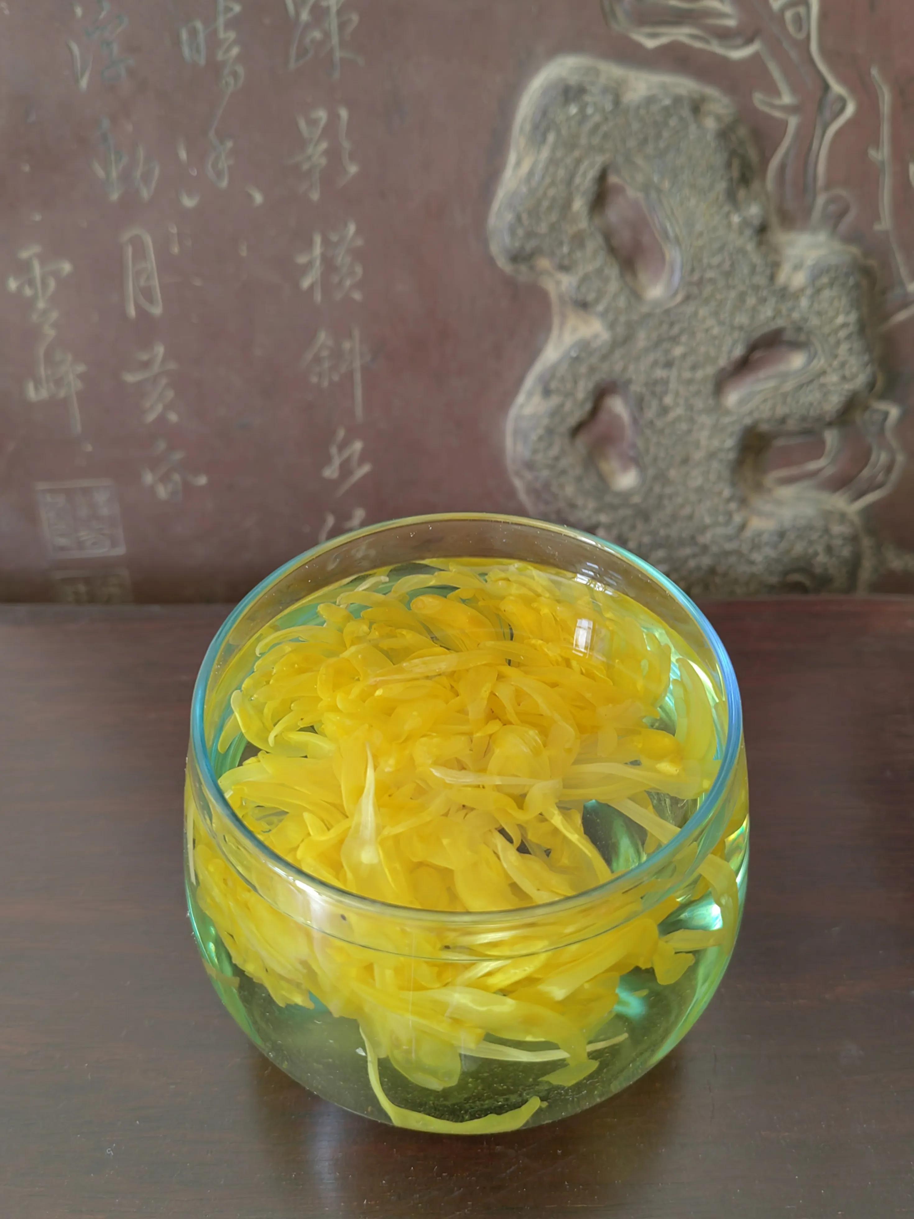 Chinese traditional ornament; chrysanthemum (26) - iNEWS