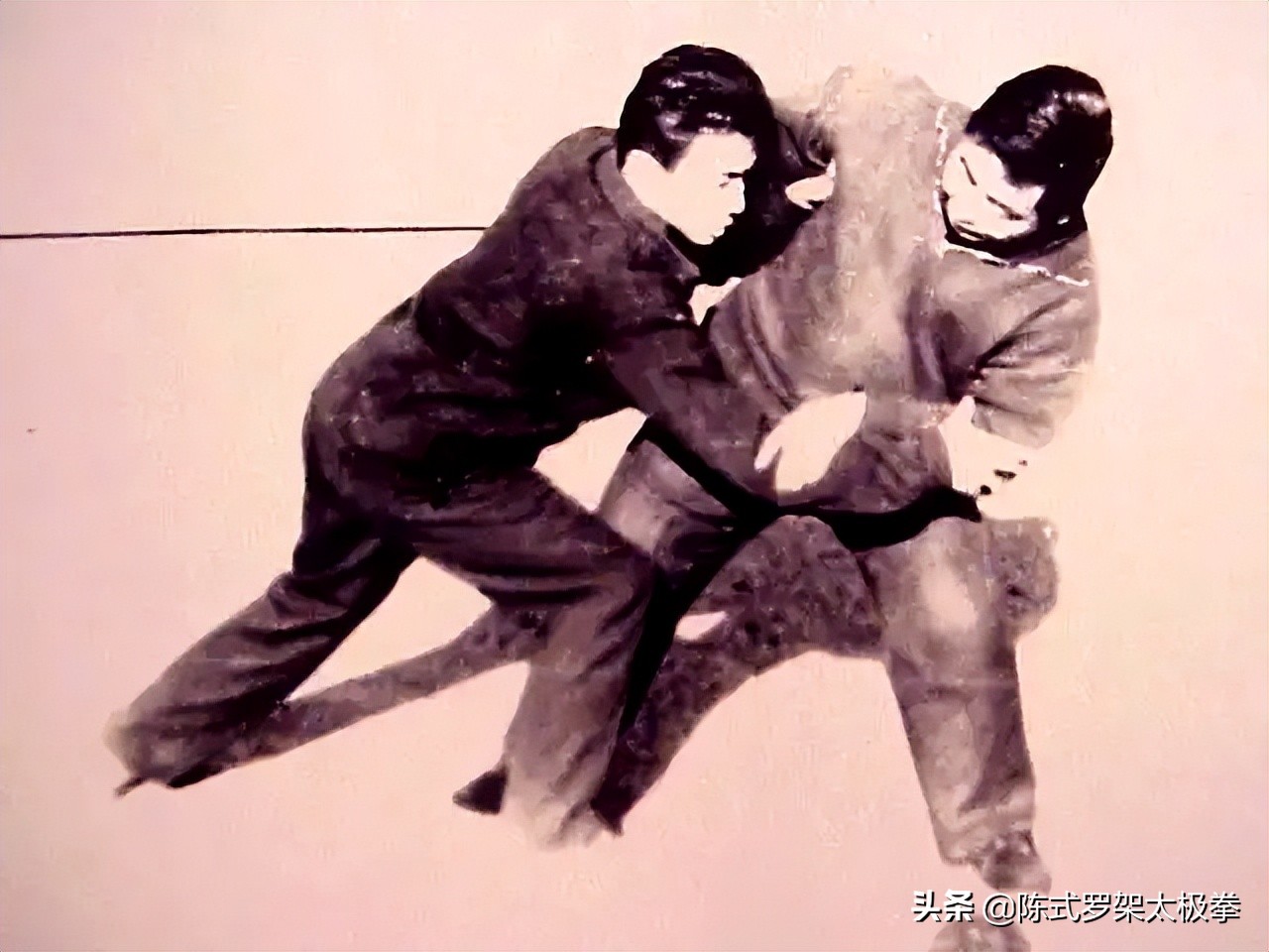 "Bamboo Garden Pinghua-06" Human Boxer / Chen Zhaokui - iNEWS