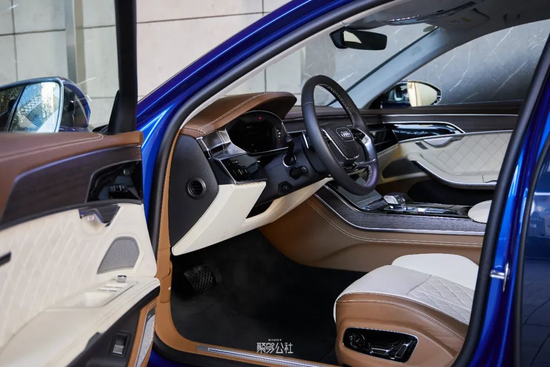 Appreciation of Shanghai A8L Horch H Space, is this board room okay? - iMedia