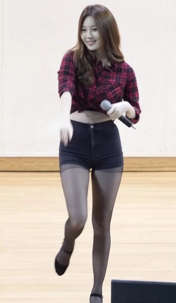 "Girl group facade" Li Huili and Jin Yarong, those god-level scenes ...