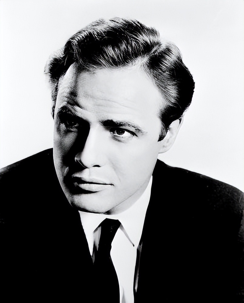 Marlon Brando's Transformation: From Youthful Rebel to Authoritative ...