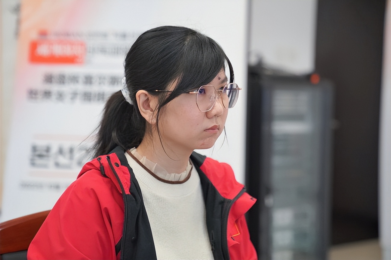 Hupan Cup, China's Li He defeated Japan's Fujisawa Rina on the 16th ...