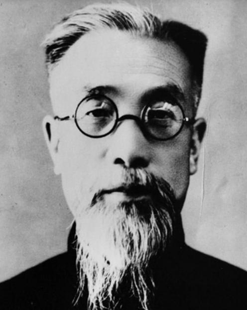 CCTV Shui Junyi: Divorced from a paralyzed wife, turned around and ...