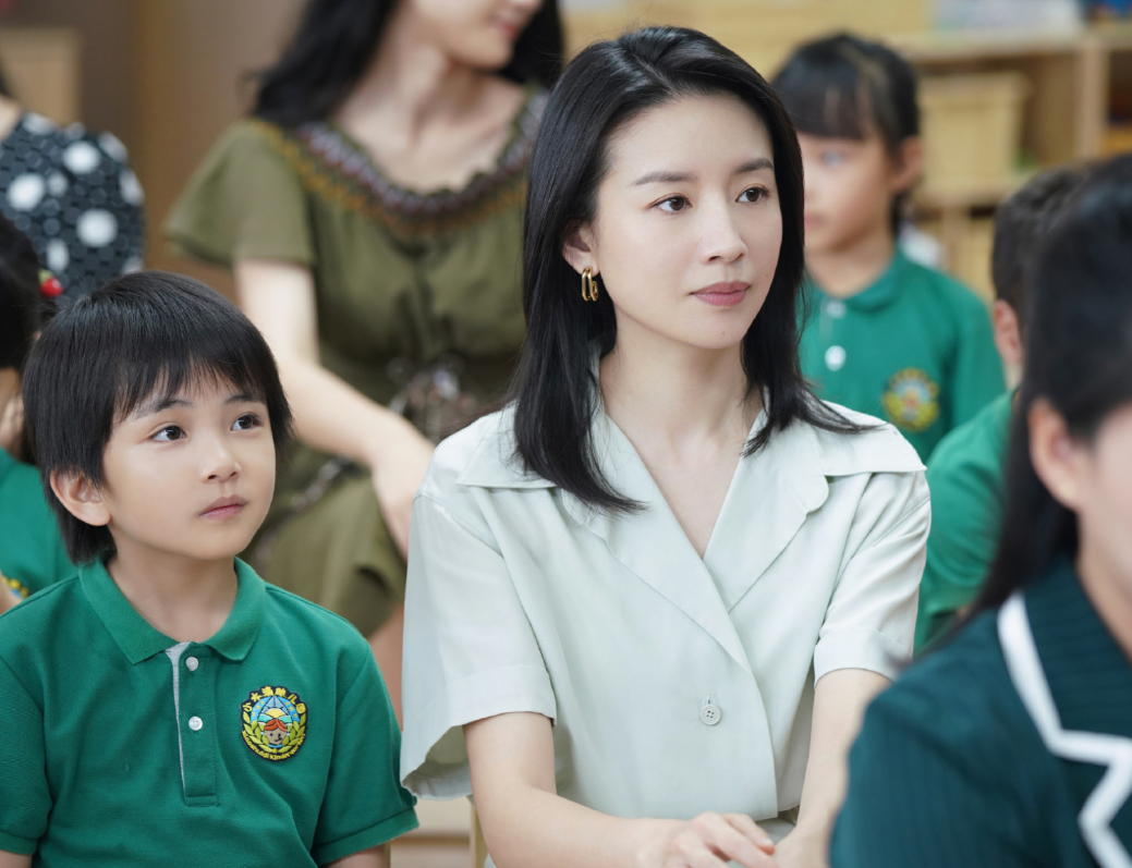 Pan Yueming and Dong Jie have been divorced for 10 years: one is single ...