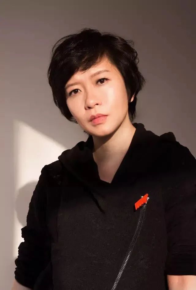 Fei Yi thought @ Liang Yuanwei U Must Be Strong You must be strong - iMedia