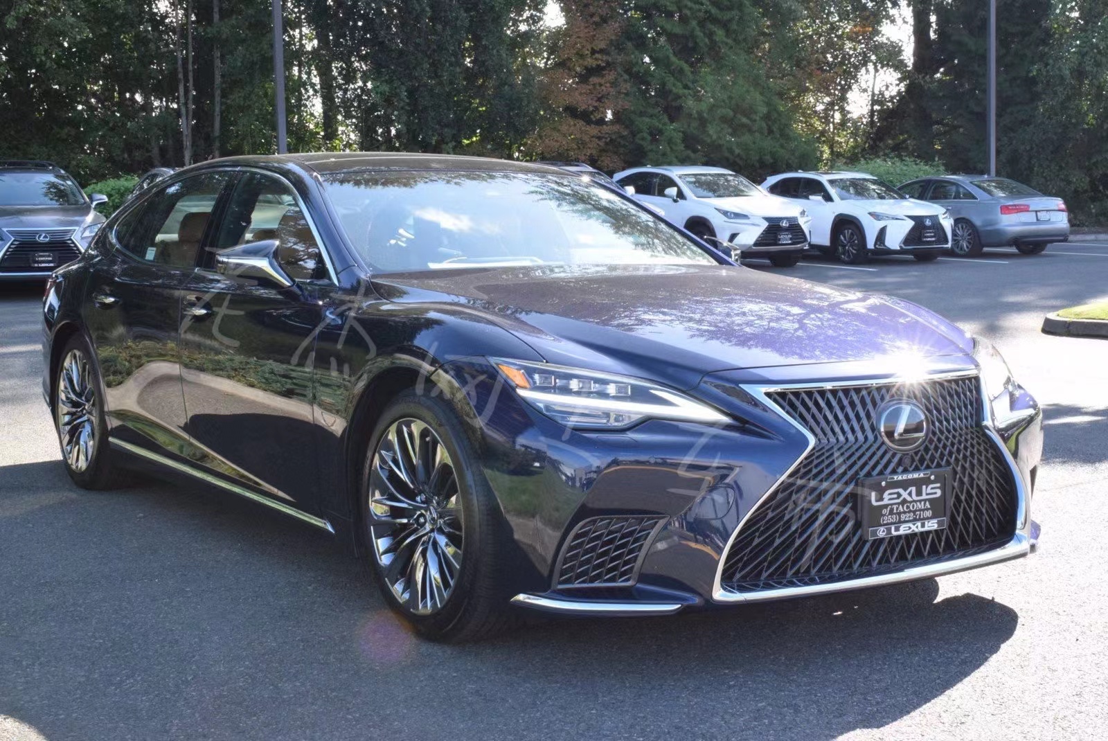 2023 Lexus LS500 real shot, replaced with 3.5T engine, competition BMW ...