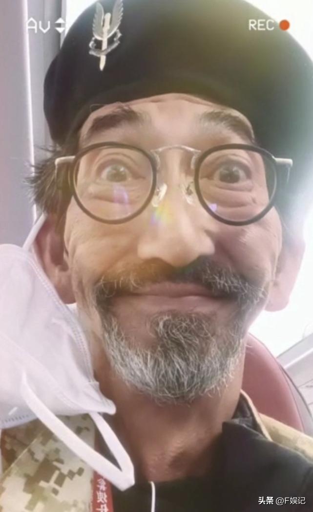 Paul Che, who was in trouble in life, was paid a lot to shoot a variety ...