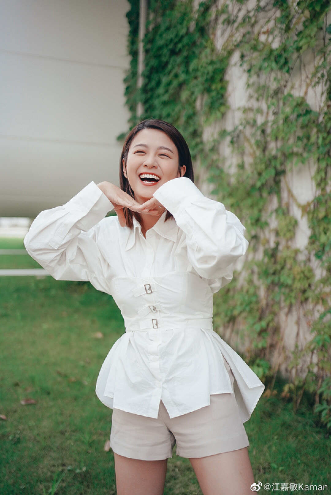 Accused of being suddenly rich! TVB touted Xiaohua's brand-name bags, with a total value of no ...