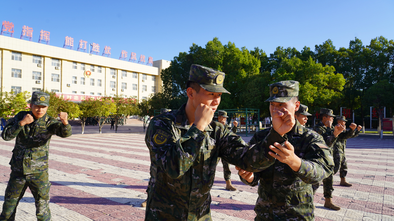 Galvanized steel quenching and inspiring soldiers, quenching qualified ...