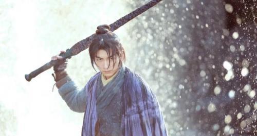 In The Legend of the Condor Heroes, Dugu Qiubai has four swords. Why ...